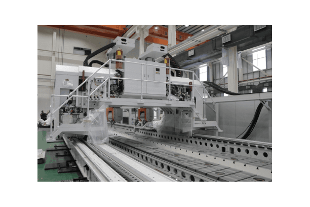 5축 초대형 고속 더블 컬럼 머시닝 센터(MC30200 series) MC30200-Dual by TTAPEC - 코머신 판매자 ...